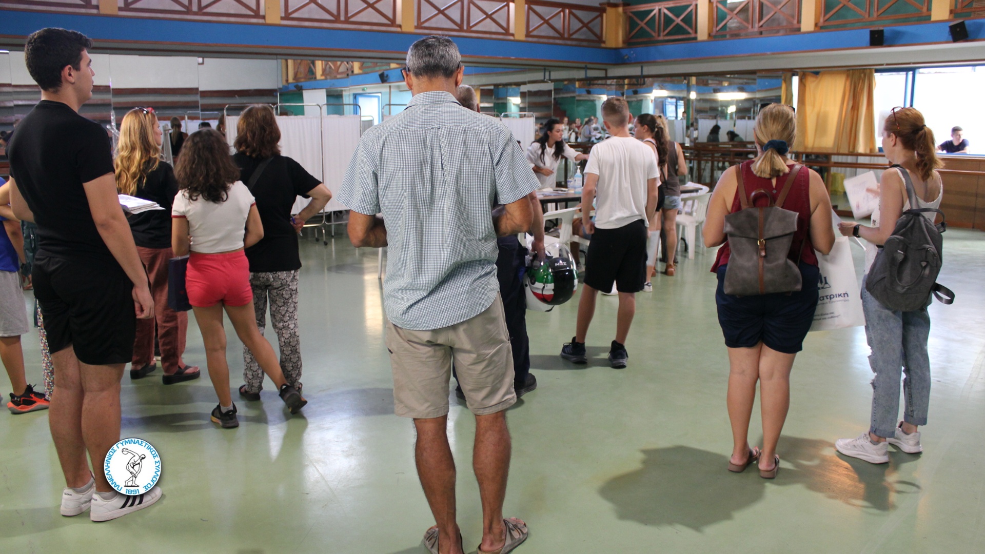 Περισσότεροι από 300 μαθητές πήραν Δωρεάν Κάρτα Υγείας - Πανελλήνιος ...